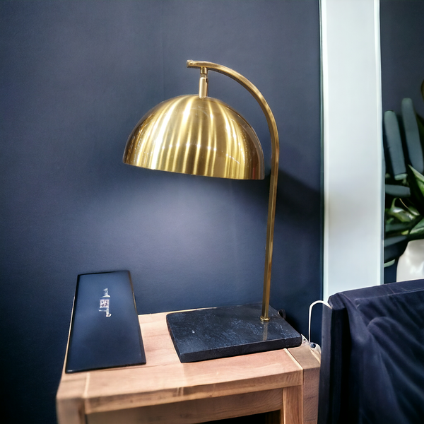 Modern curved study lamp – Selection Pakistan
